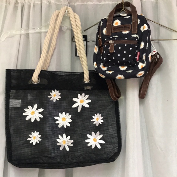 UNIONBAY | Bags | Daisy Purse Combo | Poshmark